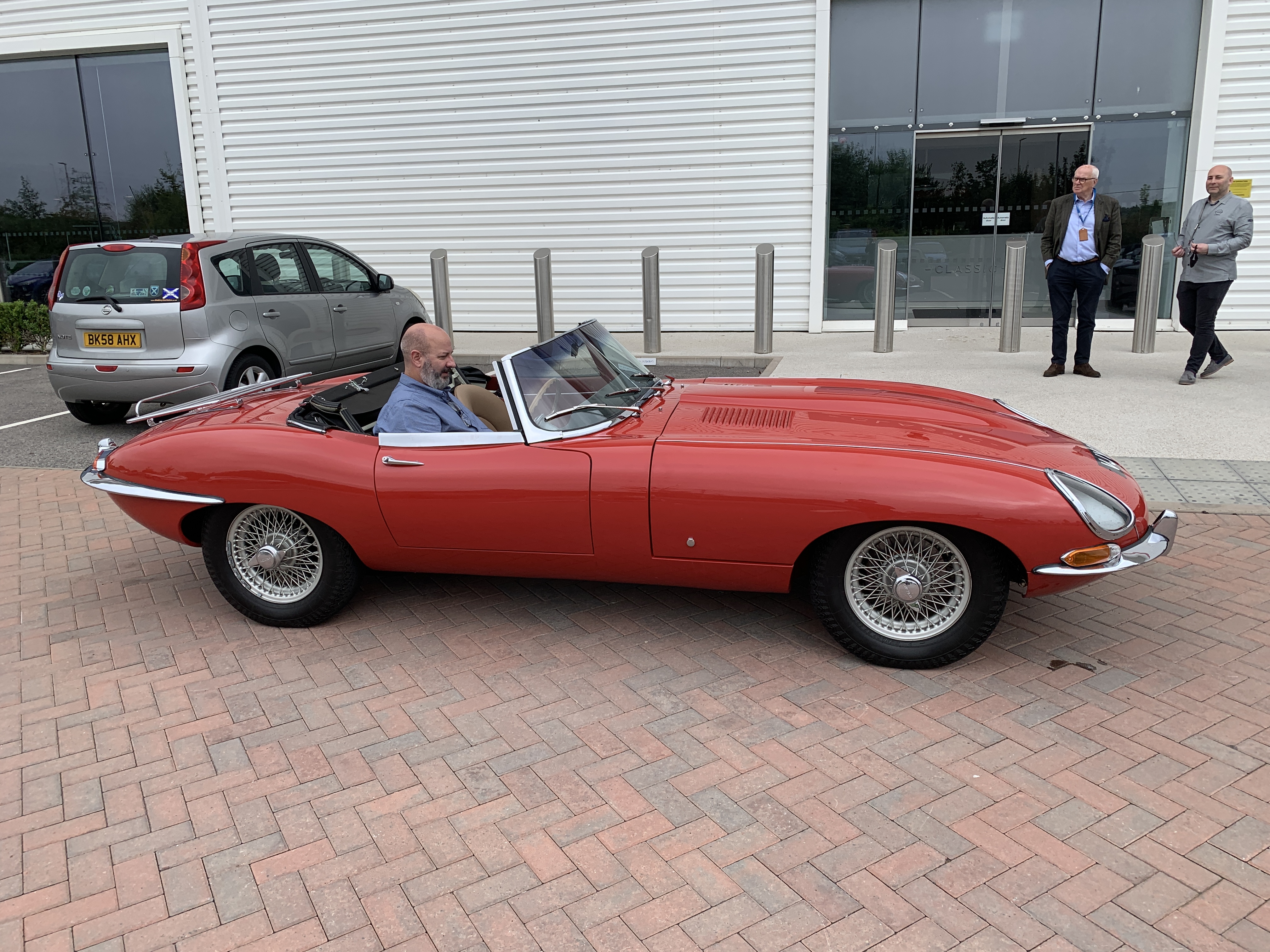 The Jaguar E-Type – the coolest car of all time?, Agora Models